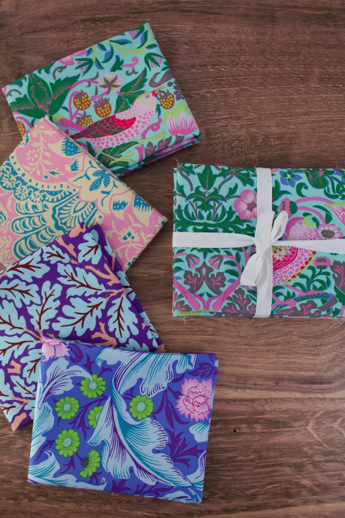 Strawberry Thief Aqua Fat Quarter Set | Kaffe Fassett x William Morris ...